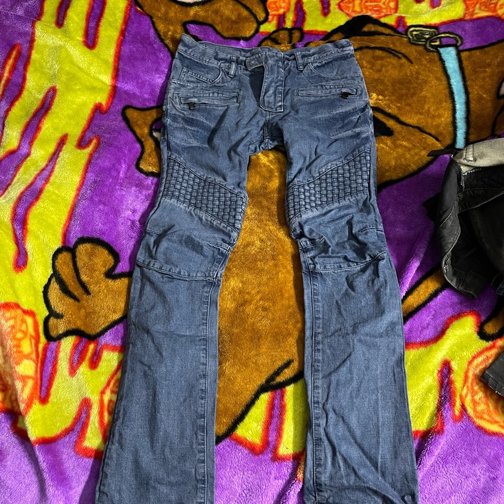 Balmain Paris Size 28 16 Inch Waist - Gem